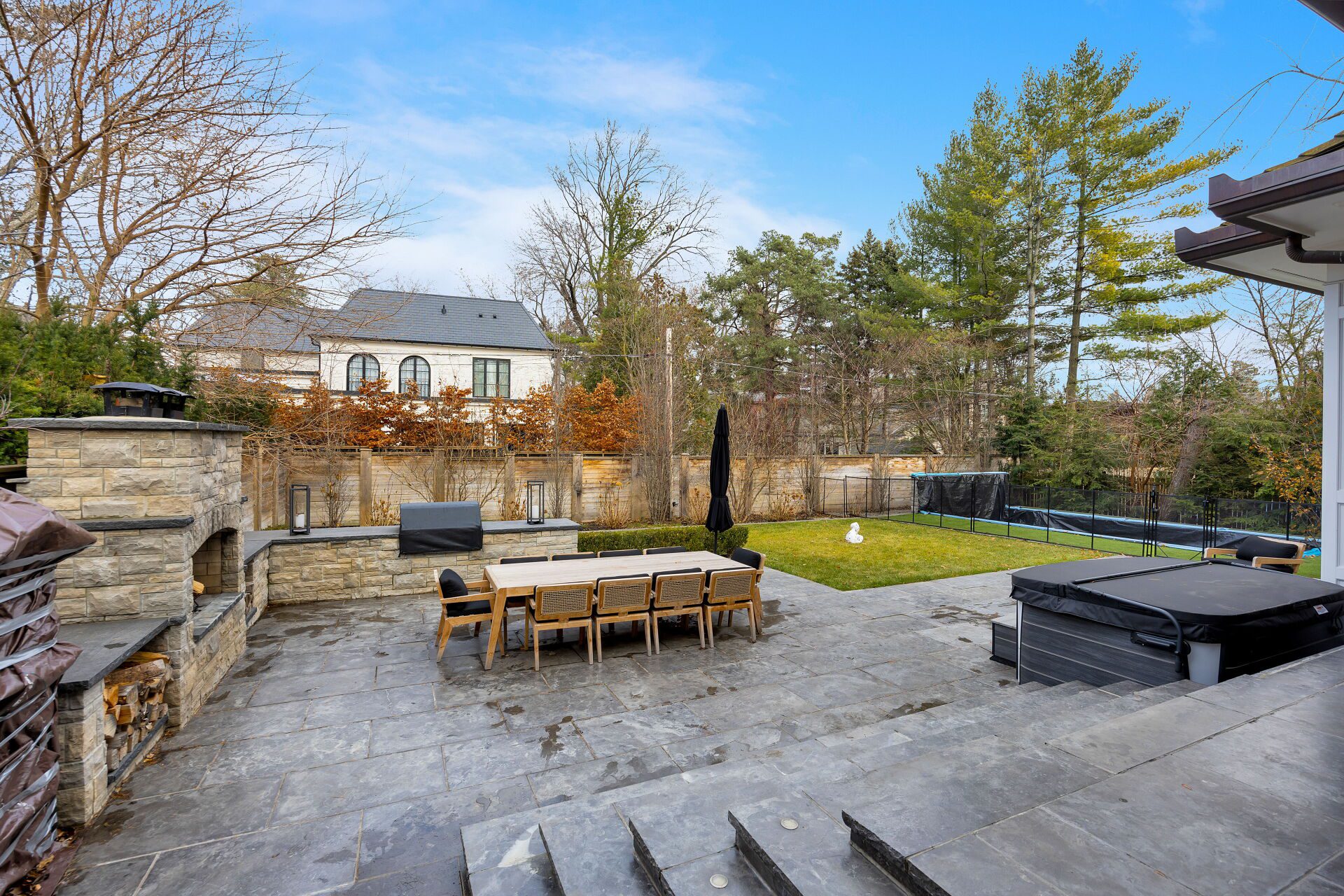 49 Edgevalley Drive - Ana Santos | Harvey Kalles Real Estate